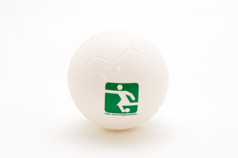 girl-olympic-futbol-re-issue04 | VHSMAG