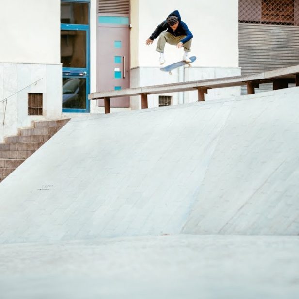 [NEWS] PRIMITIVE - ROBERT NEAL GOES PRO | VHSMAG